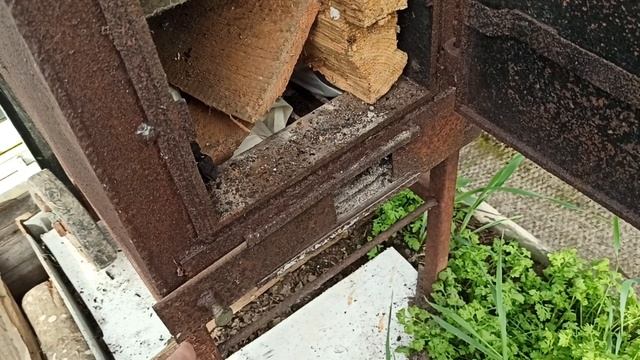 Как сделать печку для теплицы своими руками.