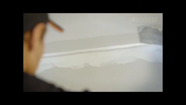 Шпатель с функцией отвёртки EDMA