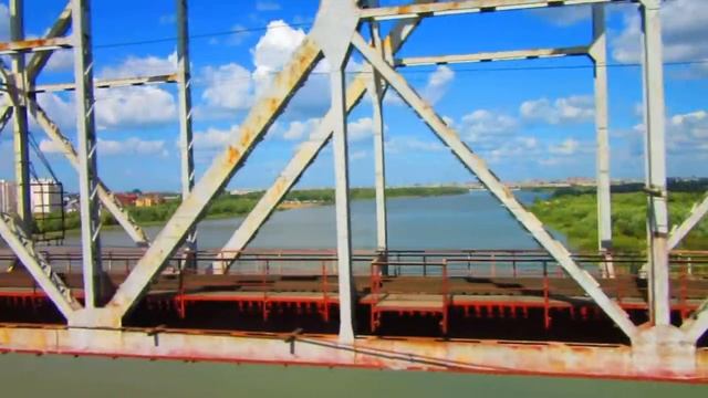 Вид_из_окна_поезда_река_Иртыш_г_Омск