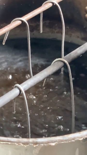 Оксидируем как собственные детали, так и на заказ!