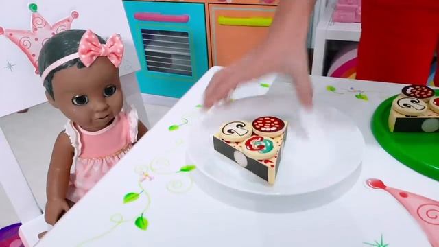 Мистер Макс • Mister Max - Макс играет с шумными игрушками