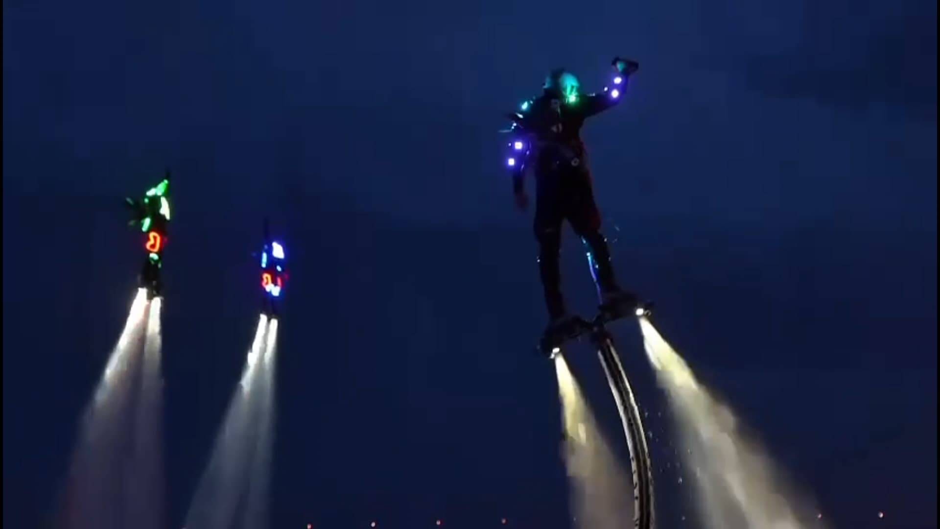 Ночное водное флайборд шоу сборной России в любом городе