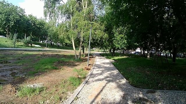Новый прогулочный парк в Солнцево на Производственной 1. Я так понимаю, что в середине будет болото