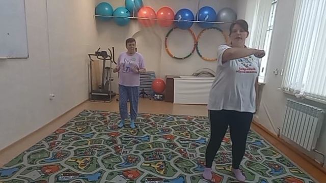 Кардиотренировка с инструктором АФК и серебряным волонтером