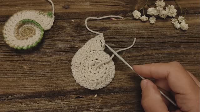 Спираль из разновысоких столбиков вправо