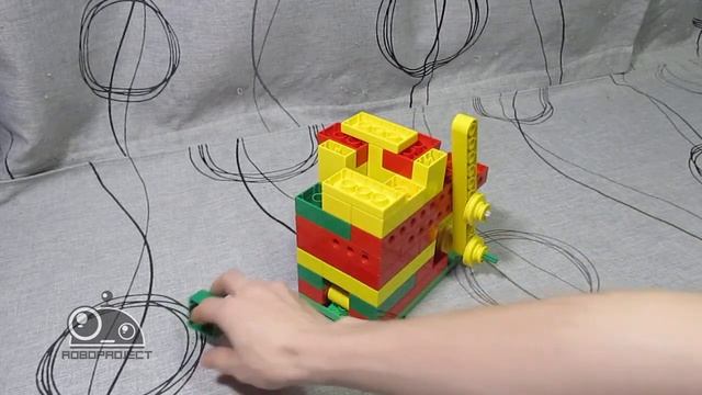 6.Лего Первые механизмы - Раздатчик
https://isobr.academy/лёва-аналог-лего/#first