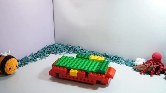 Build it yourself - DUPLO Sailboat with LEGO Education Early Simple Machines Set 9656