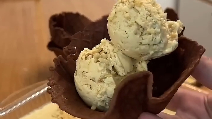 Вкуснейшее МОРОЖЕНОЕ с орехами...🍨🍦😋    Рецепт в описании ✍️