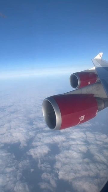 Летим над Дальним Востоком на двухэтажном Boeing-747 ✈️