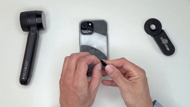 Как прикрепить универсальный адаптер HEINE MAG к смартфону