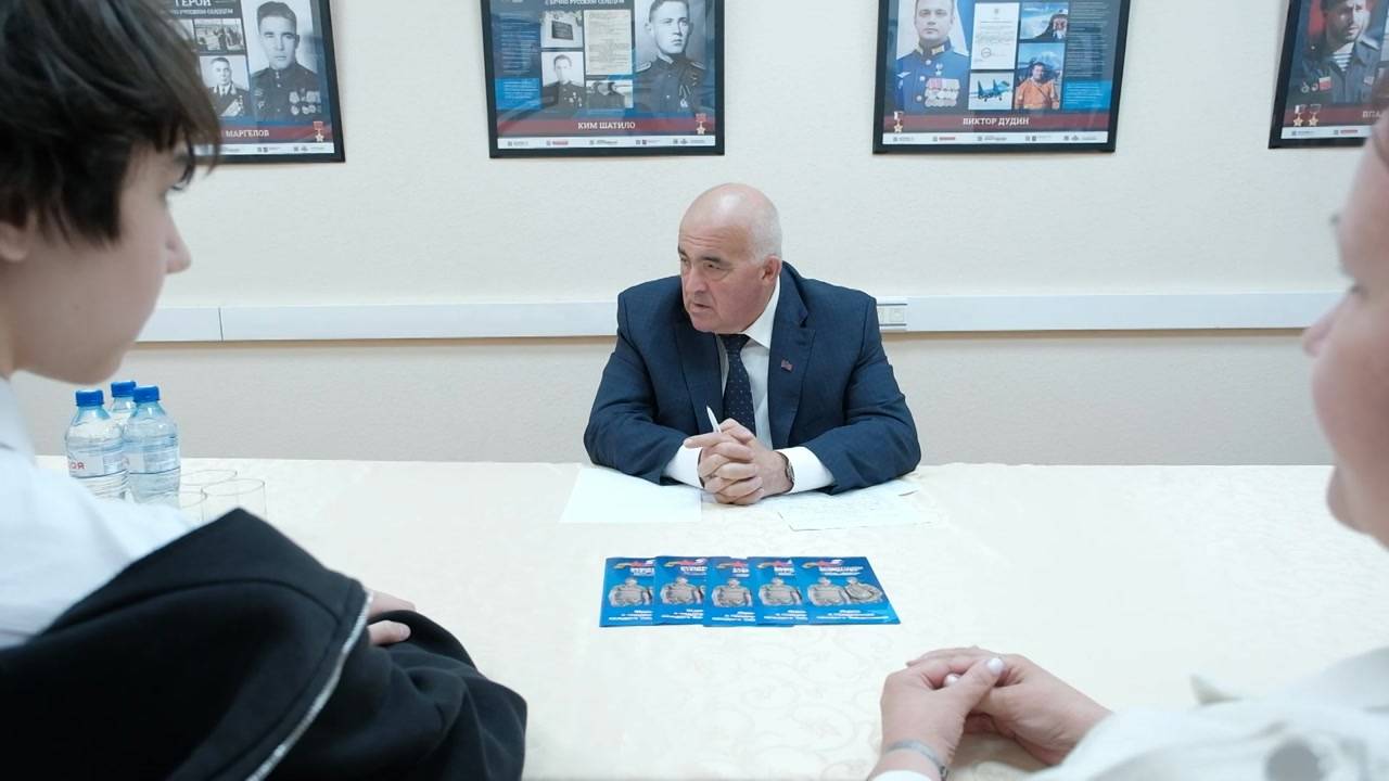 Сергей Ситников взял на контроль просьбы участников СВО и членов их семей