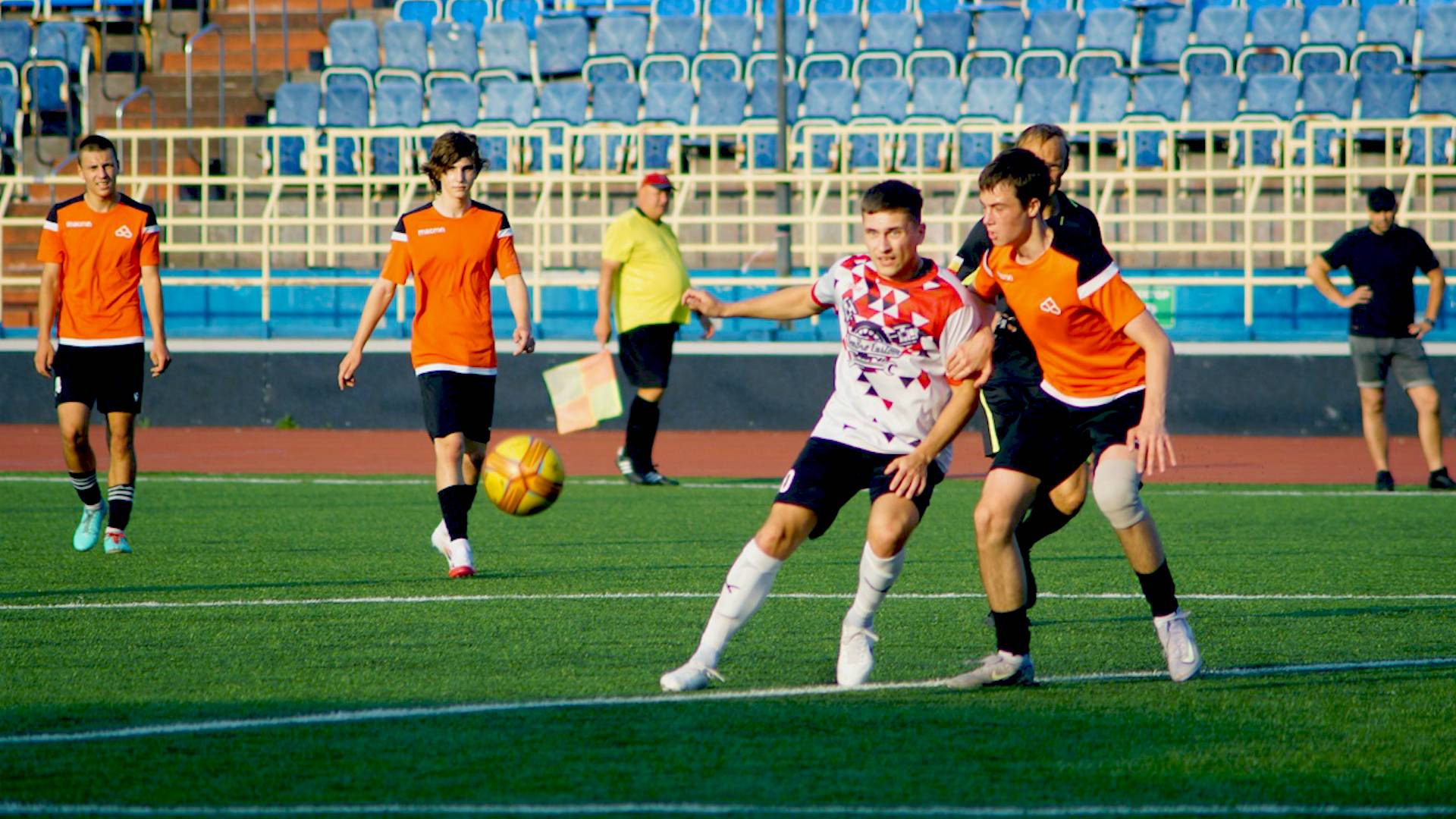 Обзор матча  Клуб 900-RemBro-Золотые купола.