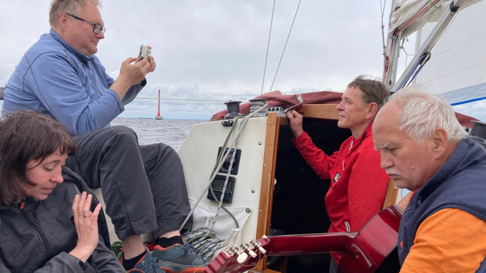 Прогулка погожим субботним днем