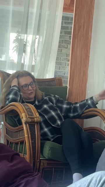 Отзыв про кинотерапию : "...интересно было послушать всех других..."