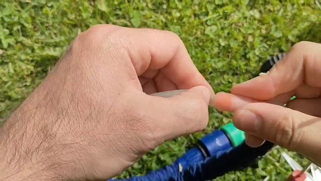 Ремонт растягивающегося шланга.