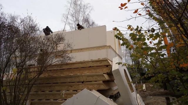 Процесс сборки prefab-дома