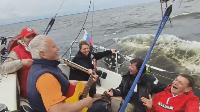 Прогулка погожим субботним днем. Часть вторая