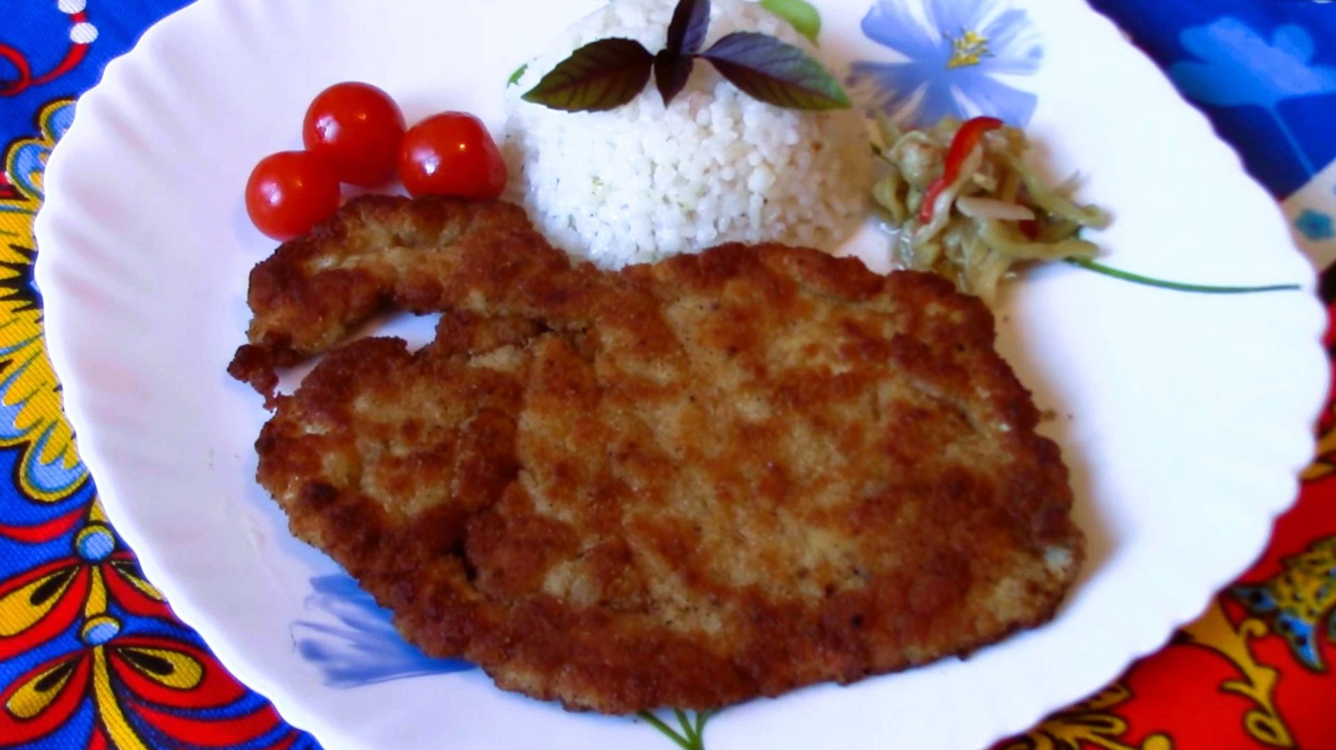 Нежные отбивные из куриной грудки.