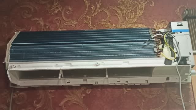 Как почистить домашний кондиционер и убрать запах с помощью пара самостоятельно.