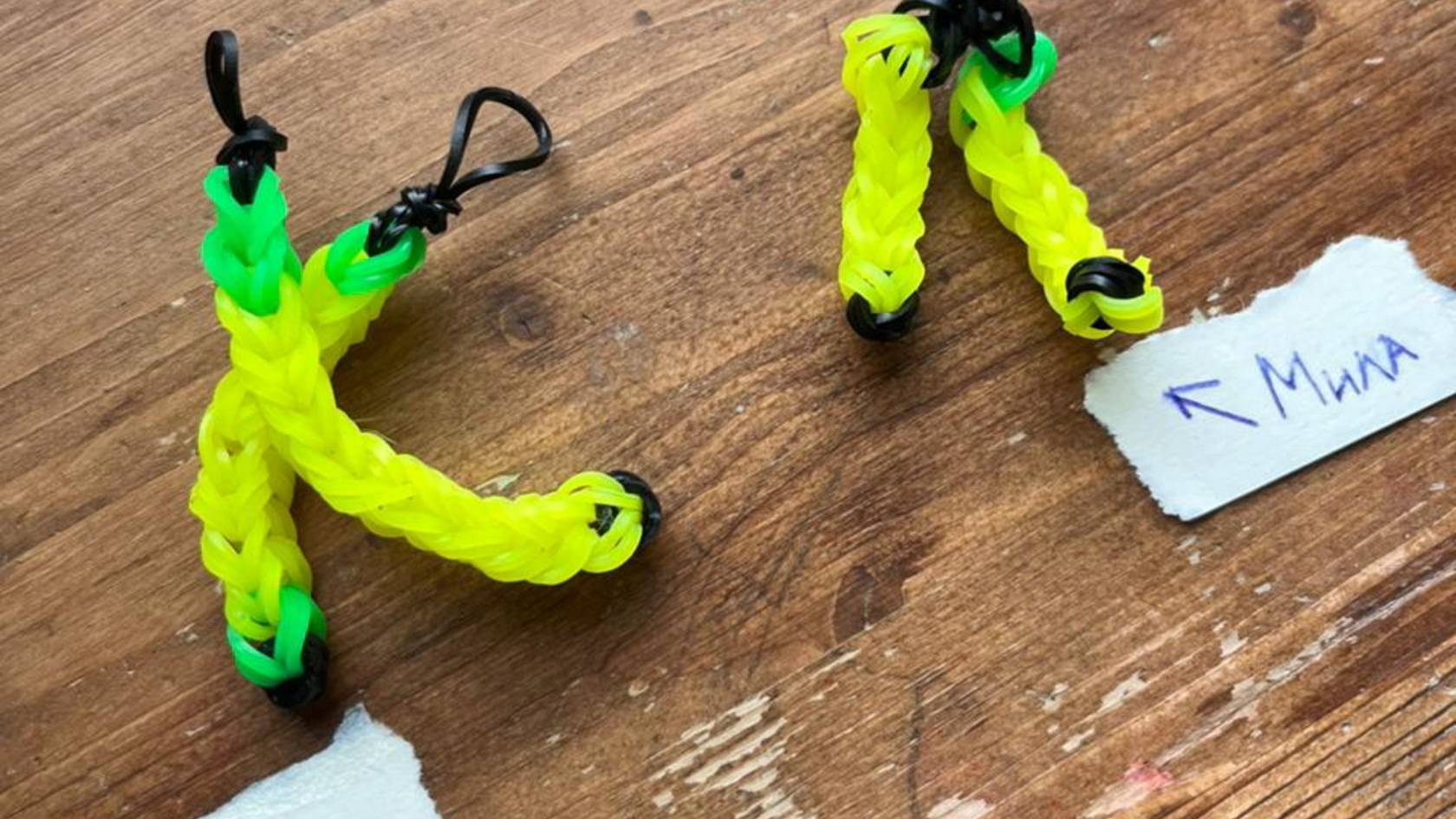 🍌🍌🍌Как сплести банан из резиночек только на крючке?🍌🍌🍌🪄