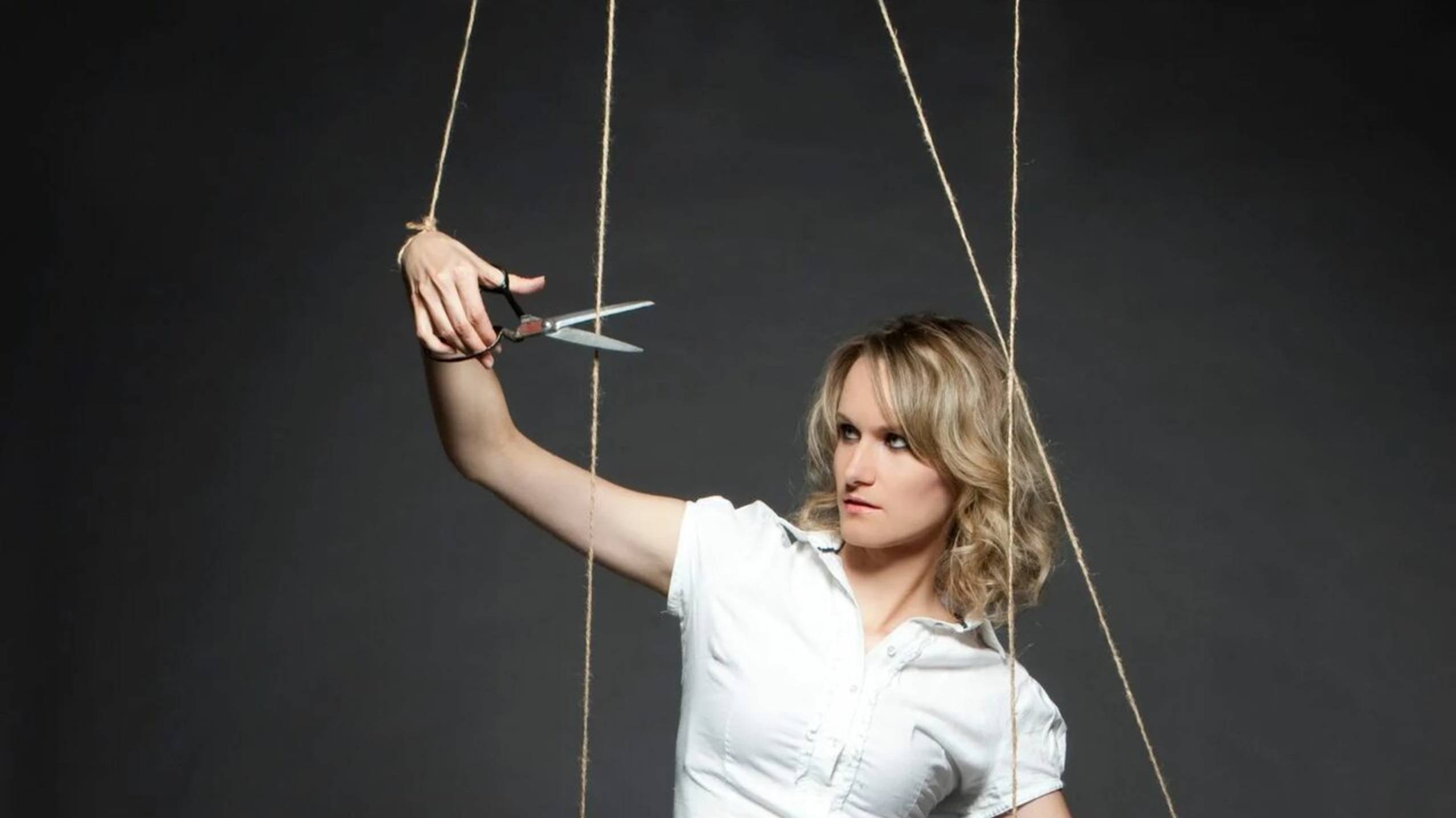 Отношения- я должна?