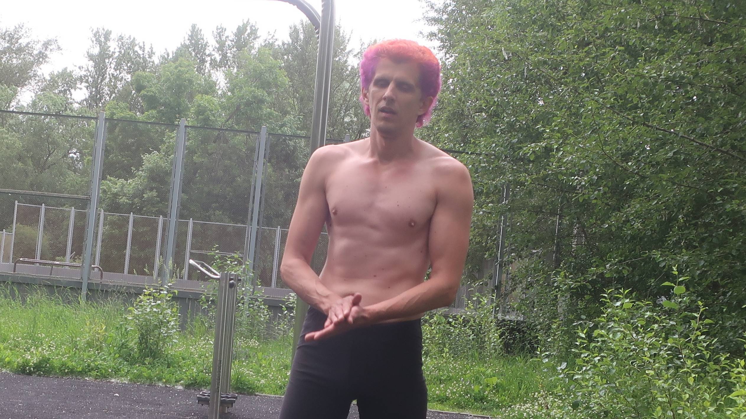 Результат спустя 65 дней подтягиваний на турнике