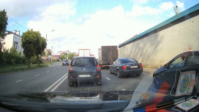 Пробка на Витебском шоссе. Происшествие на перекрестке у Шайбы.