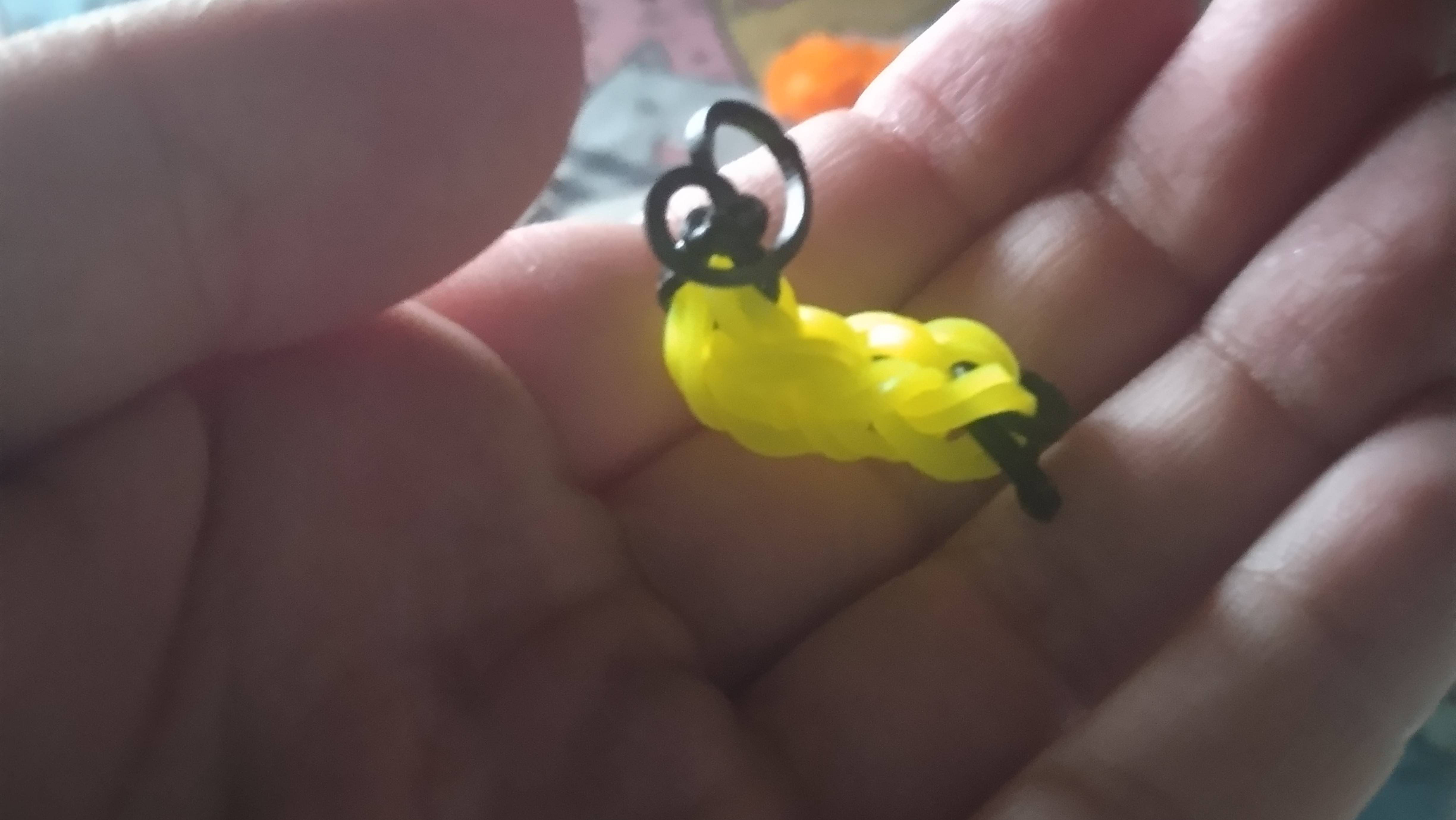 ✌️Второй способ плетения банана из резинок