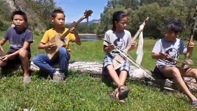 Детский ансамбль "Эдиски"- Чыраа-Хоор. Медиатека МФТ, МАХ