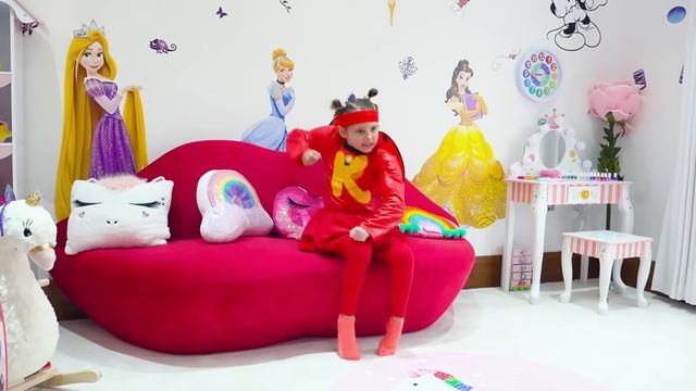 Miss Katy|Мисс Кэти Супер Катя помогает папе и Максу