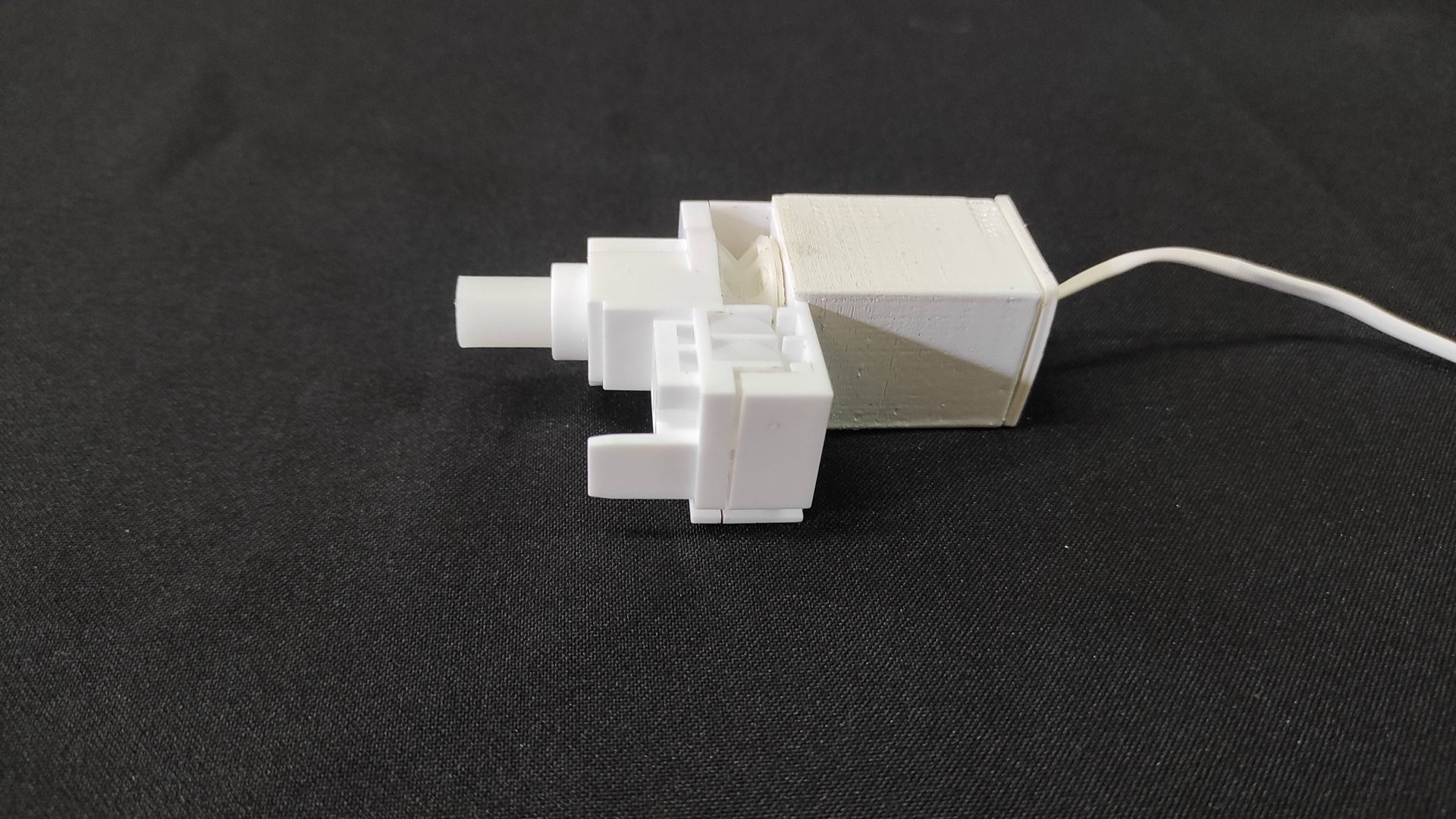 Привод для вертикальных жалюзи - установка на обычный установленный каркас.