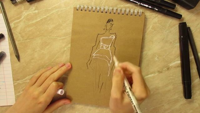 Быстрый фэшн скетч в крафтовом скетчбуке акриловыми маркерами

#фэшн #скетчбук #акриловыемаркеры