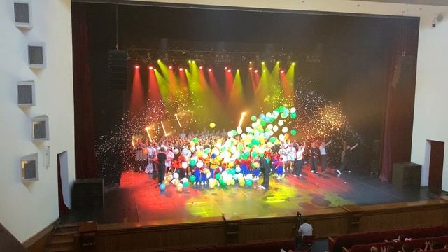 Сброс шаров 200 шт.|Запуск мыльных пузырей с дымом | ДКЖ