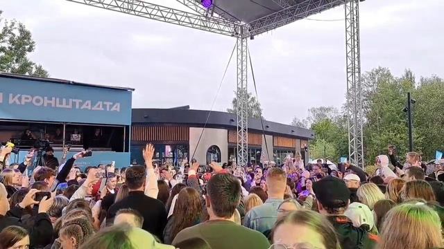 1000004693.mp4.Дунаевский Orchestrа-Кукла колдуна.авт.Андрей Князев.гр.Король и шут.