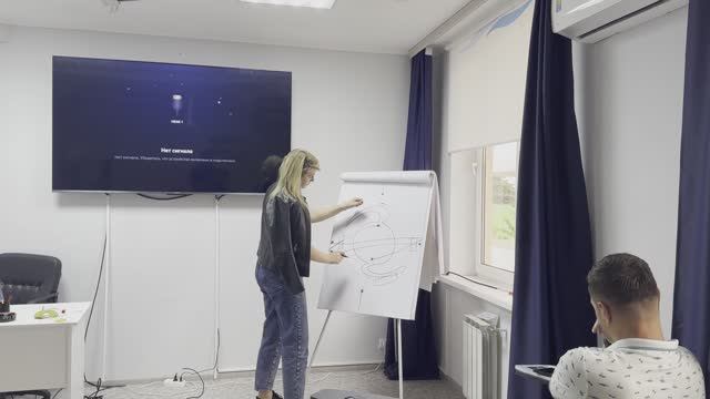 Освоение методов подшивания ИОЛ на курсе PD