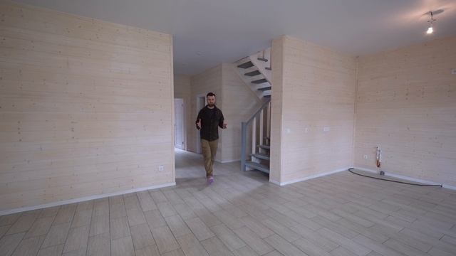 Обзор каменного дома в Севиан Форест.