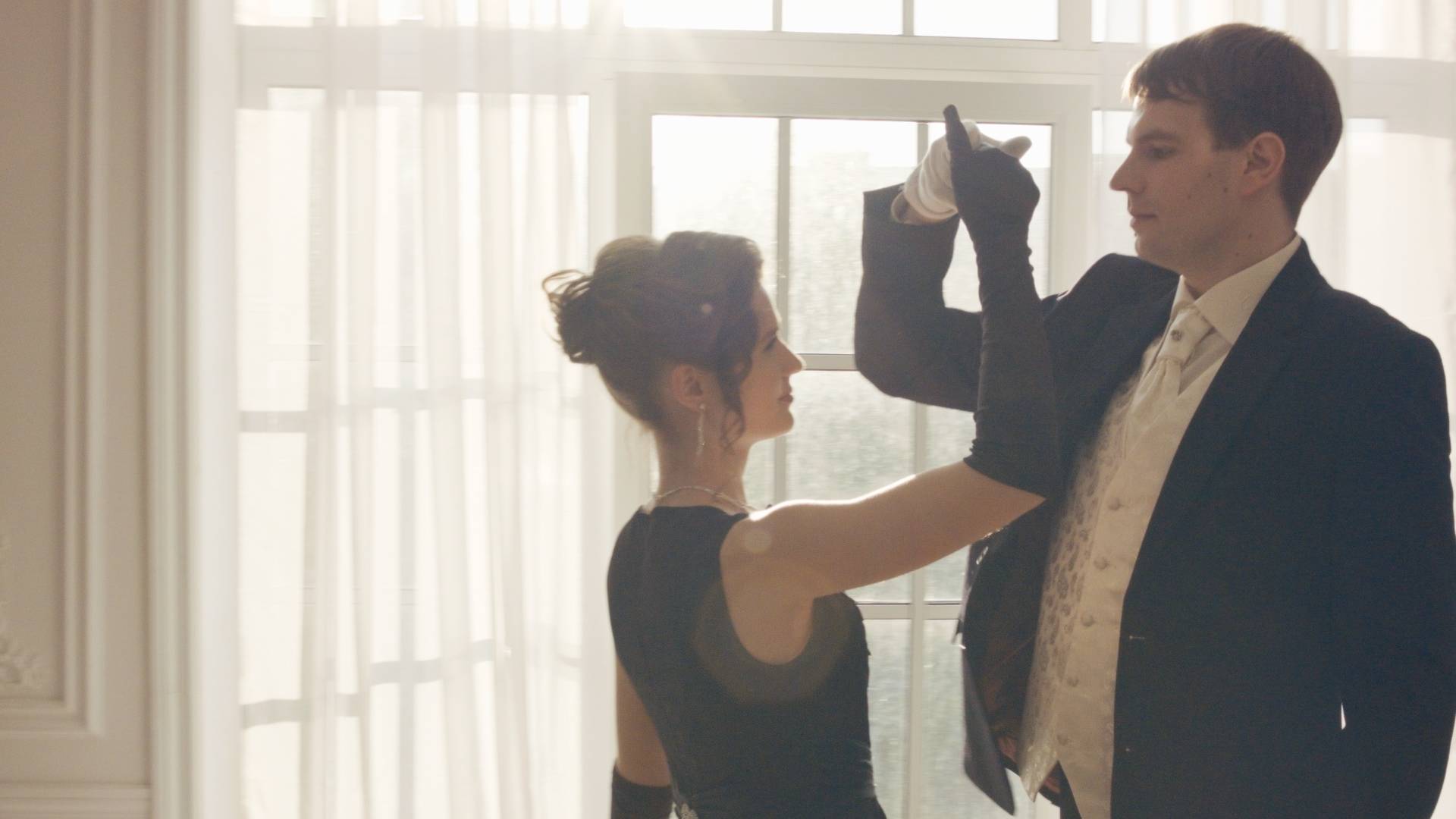 Вальс Ветер с гор на Чёрно-белом балу студии Promenade