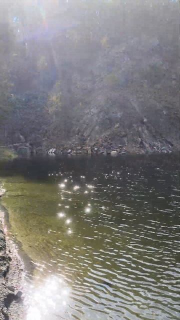 У воды #карьер #тагил #горы #озеро #природа #туризм #урал #красота