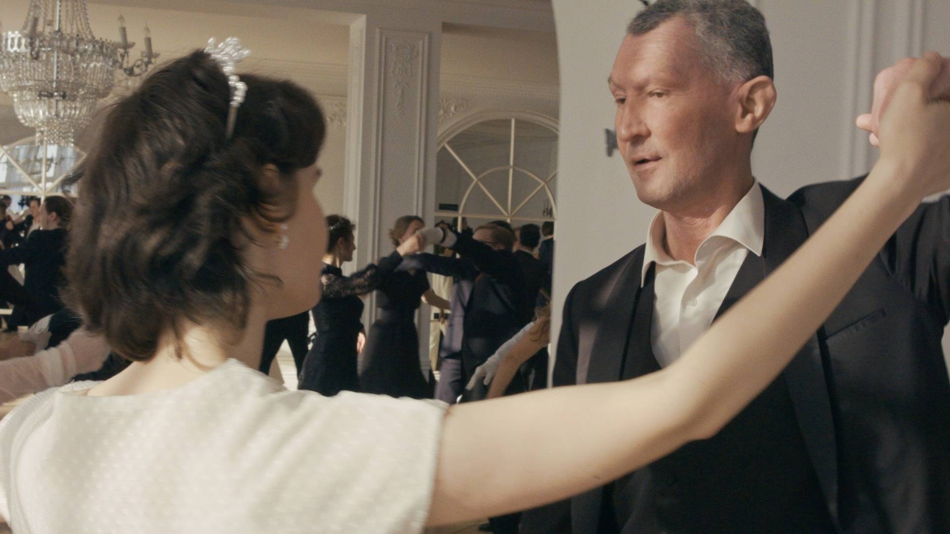 Танец Блюз на Чёрно-белом балу студии Promenade