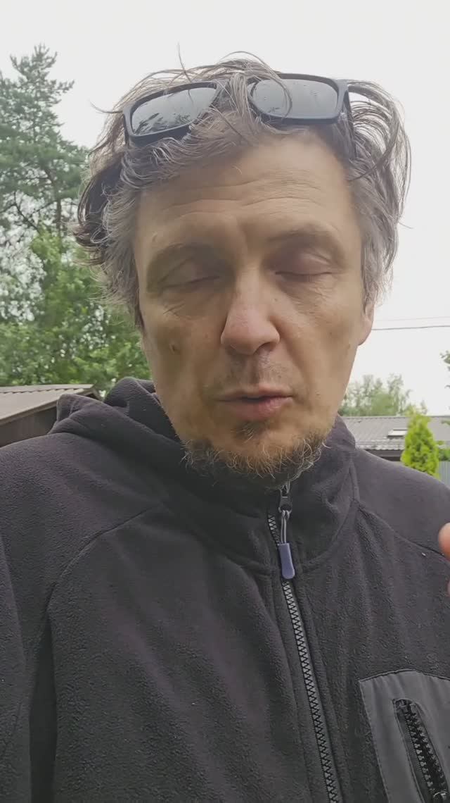 Что делают любители бонсай под дождём?