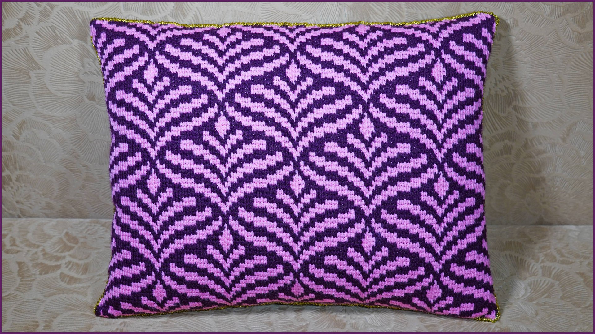 Подушка с узором Барджелло тунисским крючком. Часть 3.