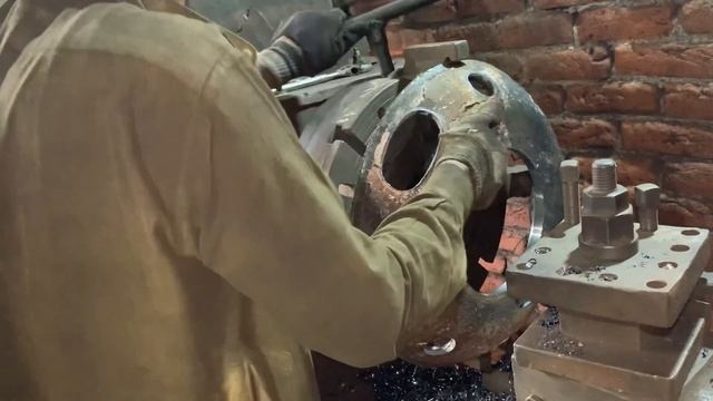 Новый обод из старой корабельной плиты.