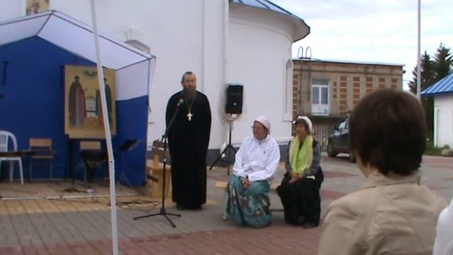 Открытое обсужение причин большого числа разводов с гостями праздника, Перемышль, 8.07.2016.