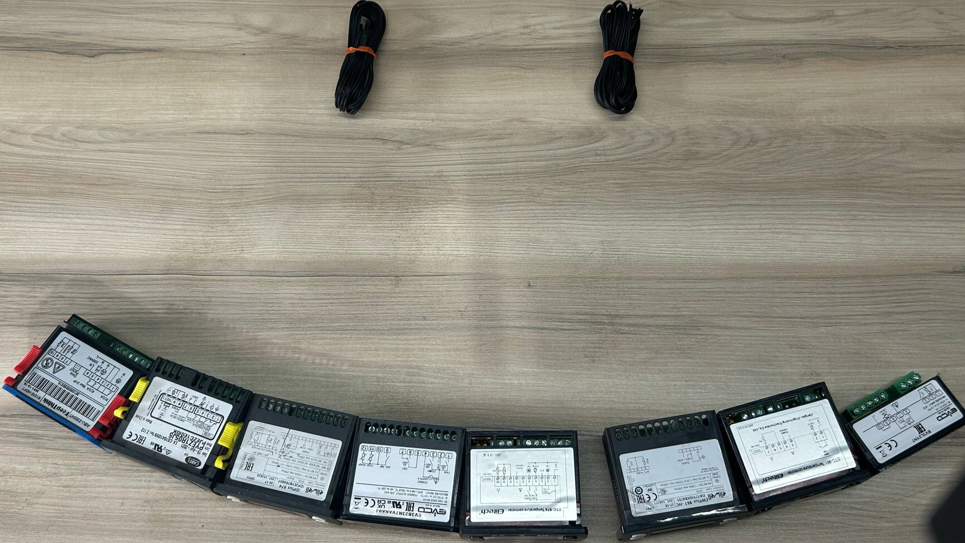 Контроллеры для холодильного оборудования. Полный разбор.