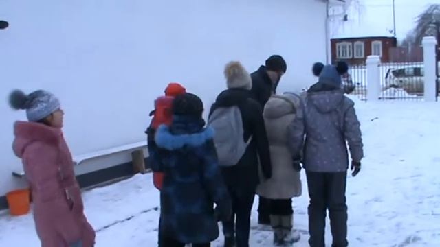 Праздник во дворе храма. Рождество 2016.