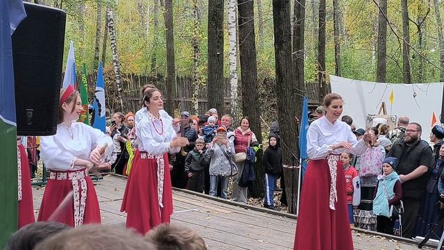 Фланкировка шашкой. Фестиваль казачьих боевых искусств"Казачья сталь" 2024  год