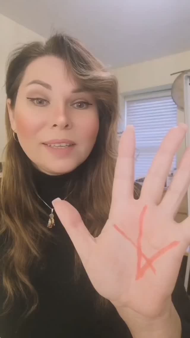 Треугольник финансов