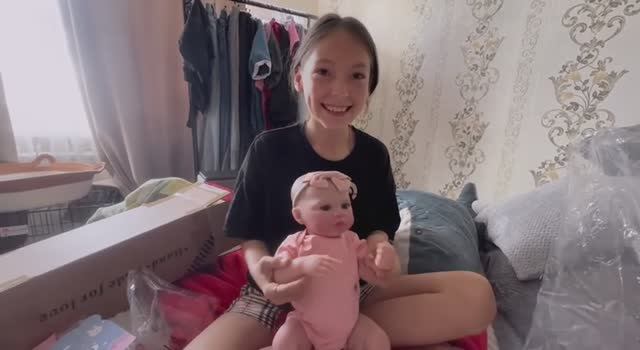 Будни щенков. Реборн распаковка. Рукоделие. Щенки открыли глаза. Поездка на озеро. Рюкзак-переноска