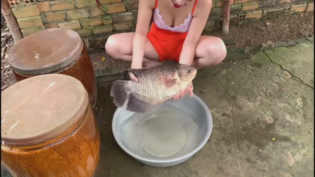 ПОТРЯСАЮЩАЯ КУЛИНАРИЯ ｜ Рыба в масле