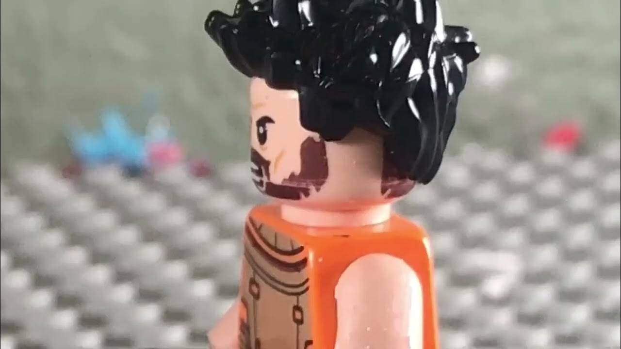 Дэдпул против Росомахи в lego